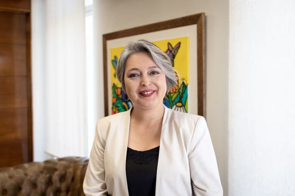 Elecciones Primarias 2025: Quién es Jeannette Jara, la candidata del ...