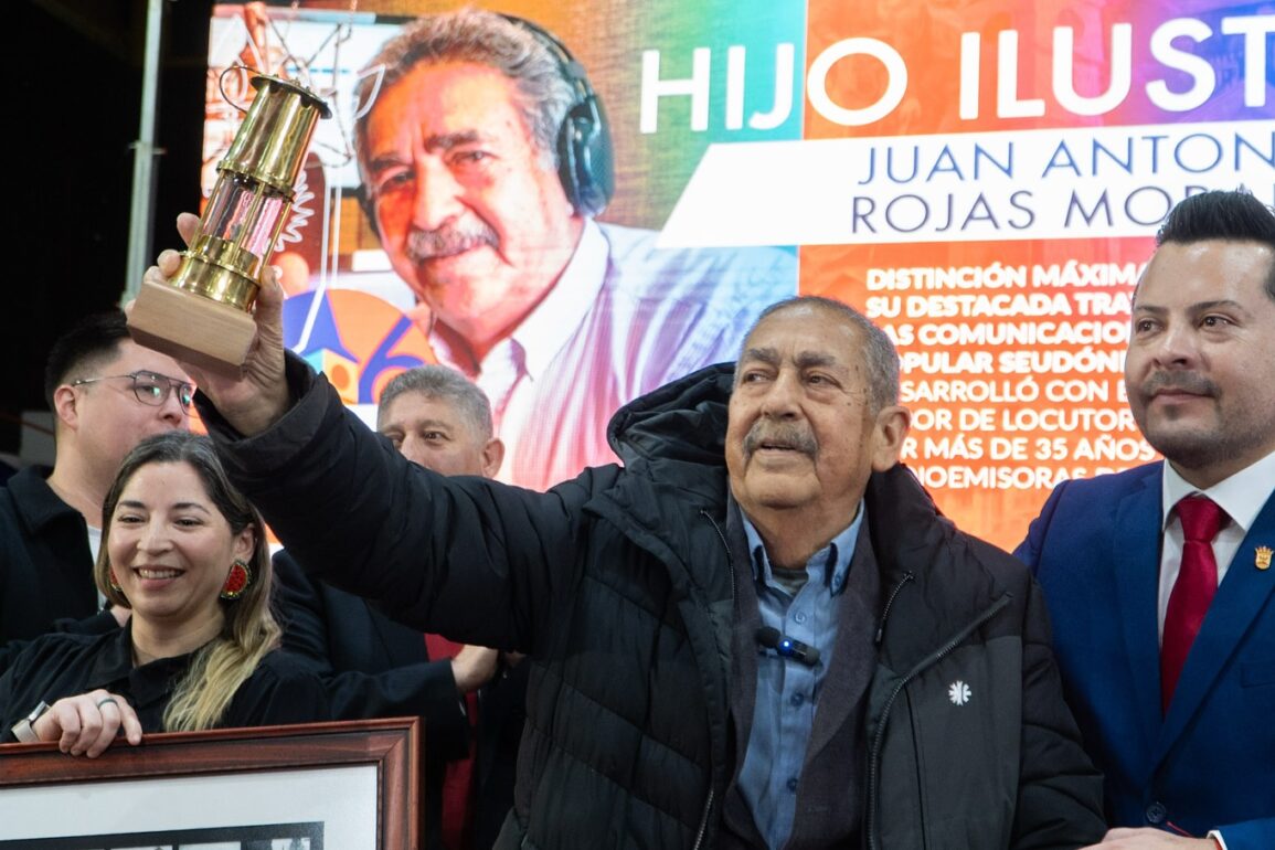 Coronel declaró Hijo Ilustre al reconocido locutor Juan Antonio Rojas ...