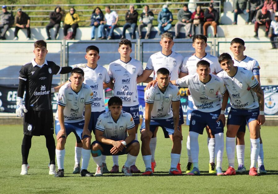 Naval de Talcahuano volvió a los abrazos tras golear a Lautaro de Buin